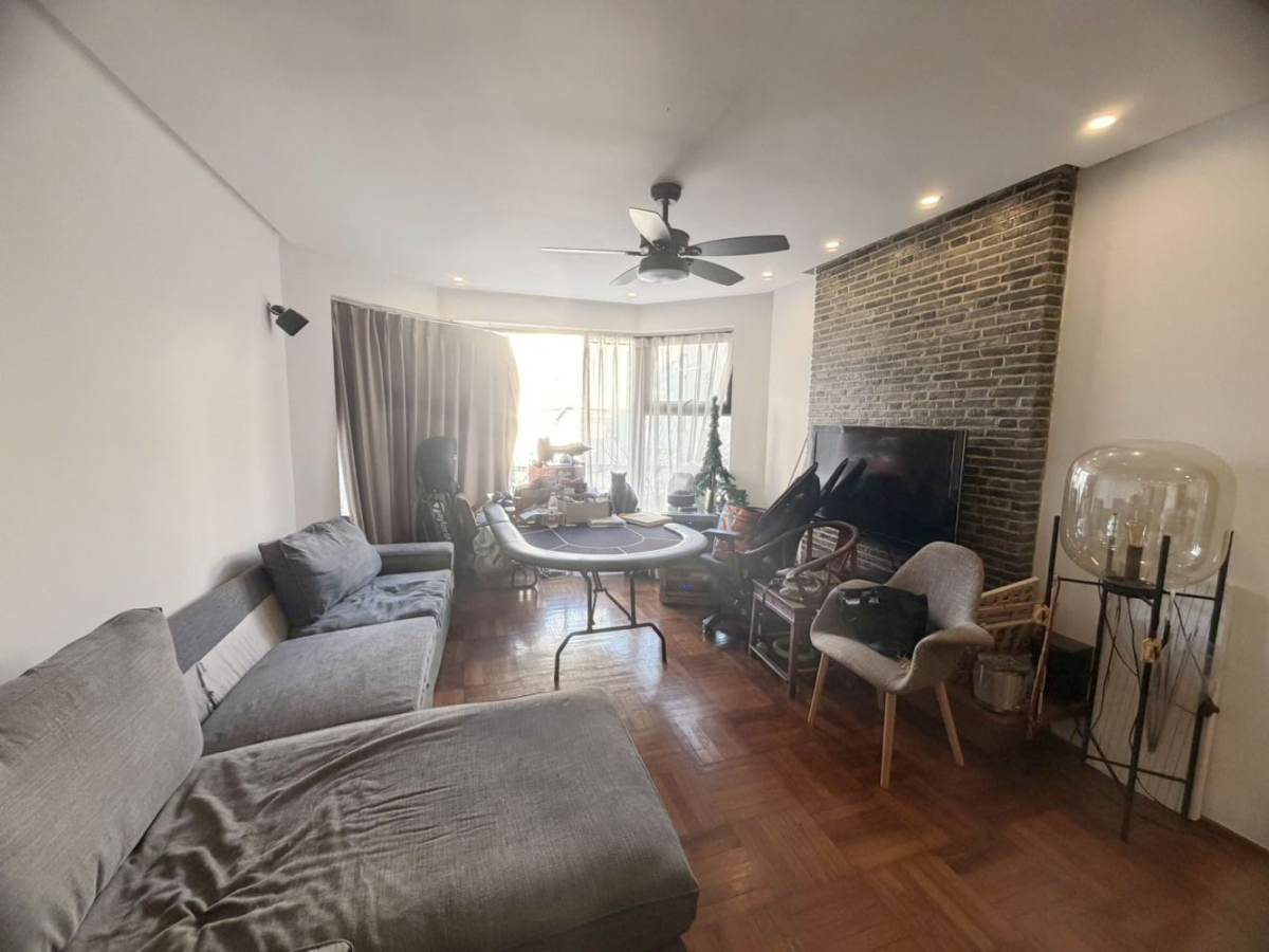 Valuable/Character Grand Plaza 2BR with Wallheating/Central AC 17.2K ...