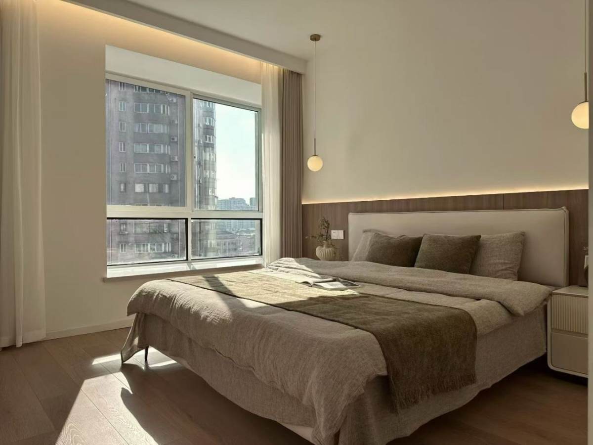 Gubei, Golden City Road, Large 3-bedroom apartment, Metro Yaohong Road ...