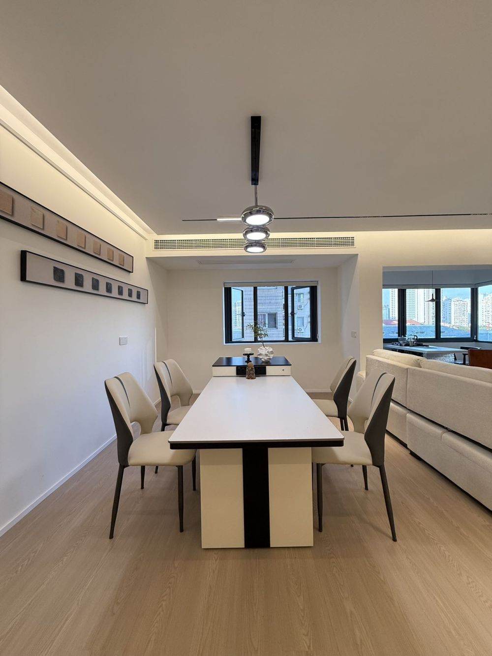 Newly Renovated Spacious 3Br/2Lr/2Bt@L10/11 Jiaotong University Metro ...